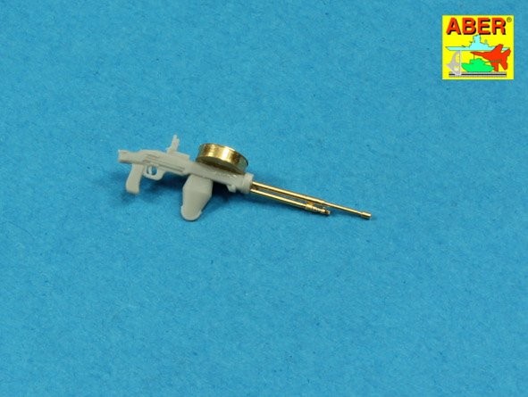 Armament for Soviet Medium Tank T44M 85mm ZiS-S-53 x1pcs.; 7,62mm DTM ...